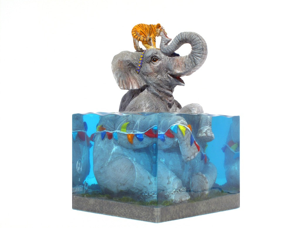 Lifted II (Sculpture) • Josh Keyes – Brassworks Gallery